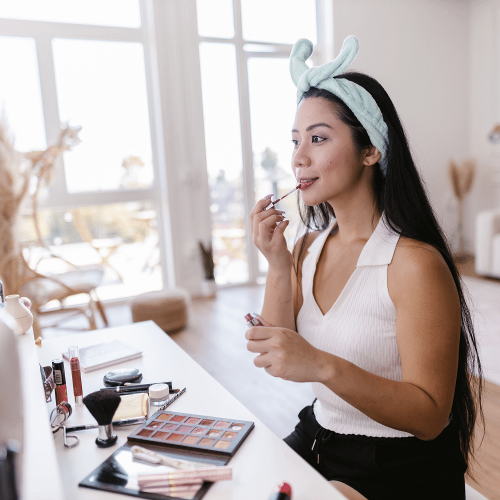 The Clear Lip Gloss That Will Make Your Lips Shine